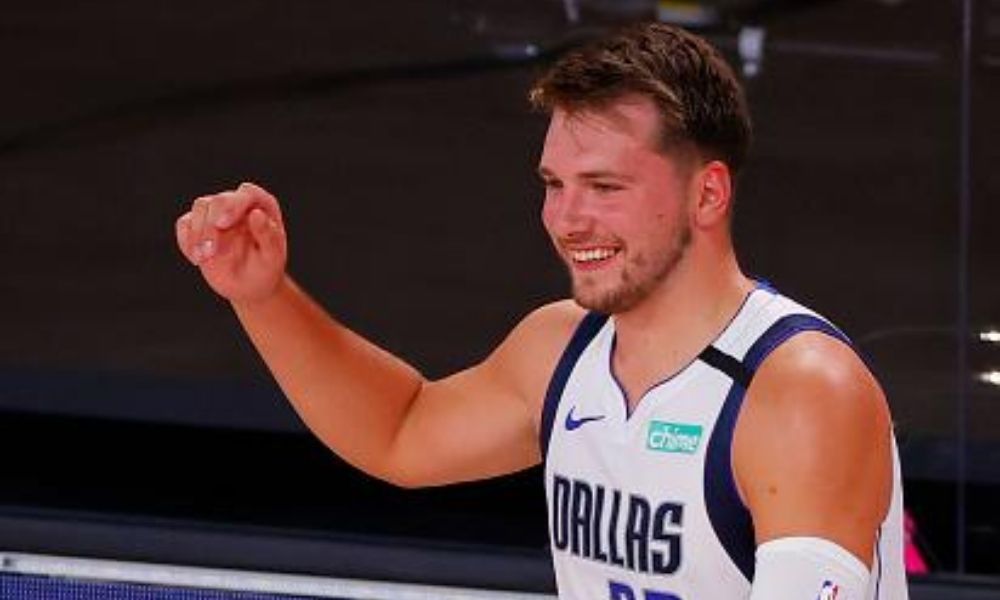 Luka Doncic superó un récord de Michael Jordan y otro de Magic Johnson