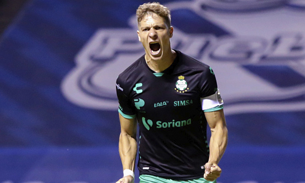 Julio Furch se convirtió en nuevo jugador del Atlas