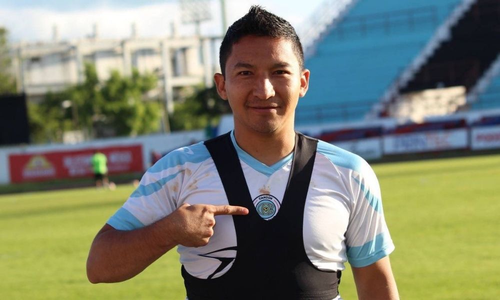 Tres años después, César Villaluz regresa al futbol mexicano